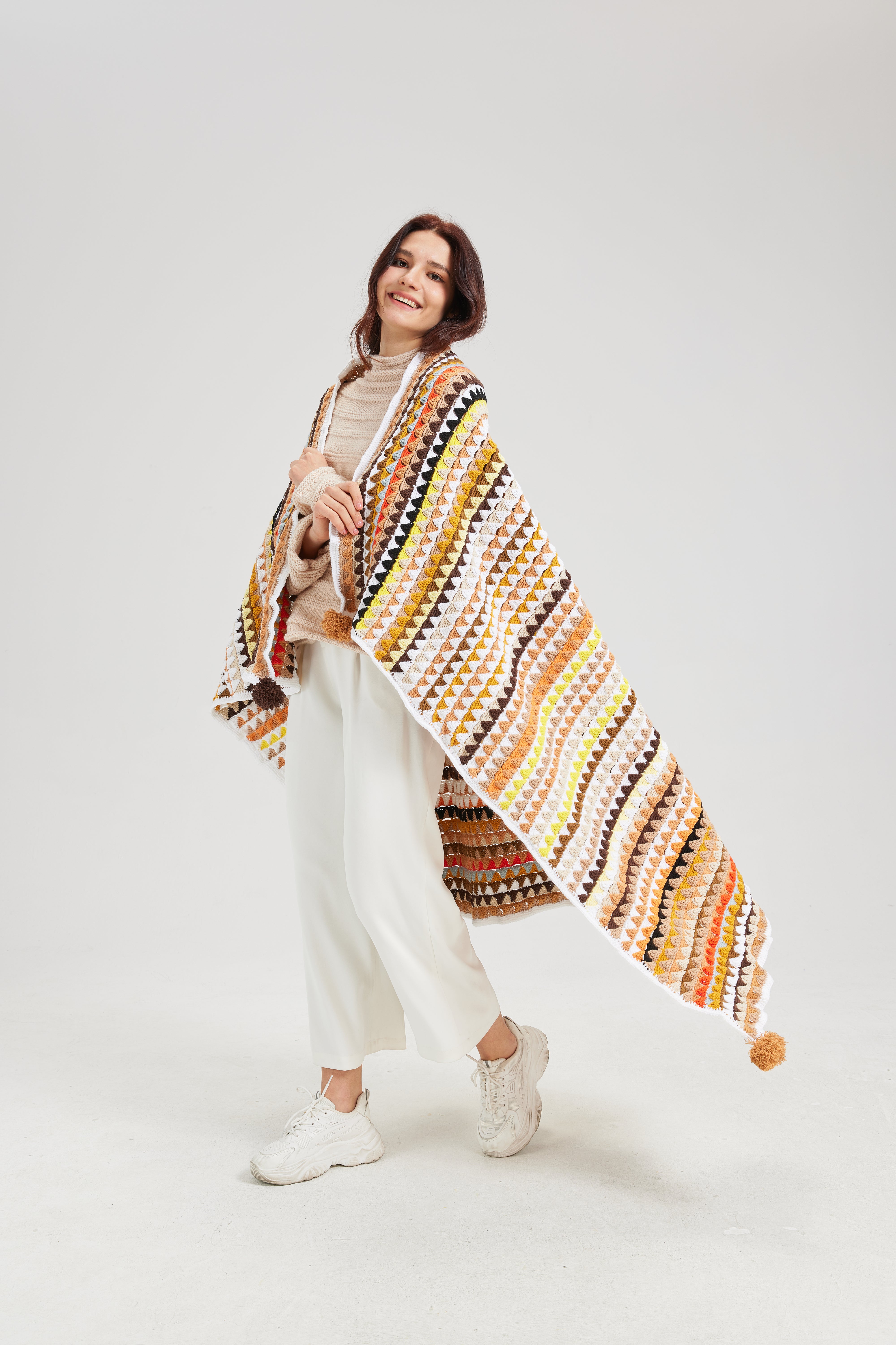 Triangle Blanket – Chic Loops